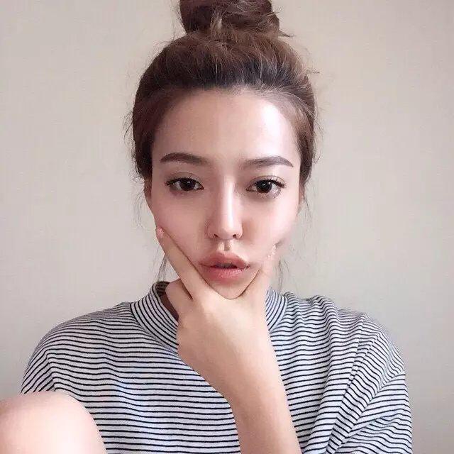 小晴朗影视 