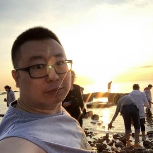 爱溜达的趴趴熊 