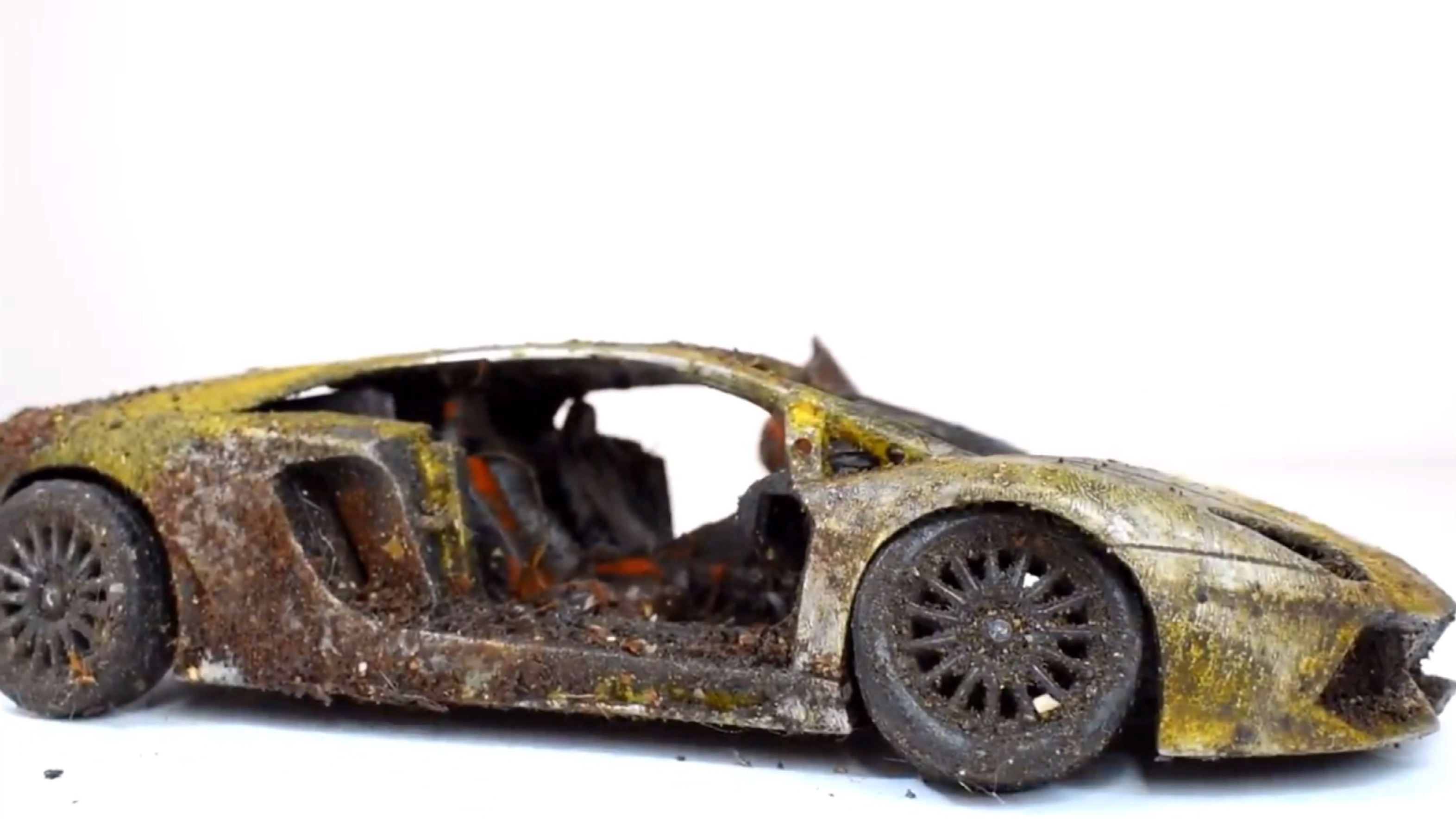 牛人修复兰博基尼动手能力超强模型