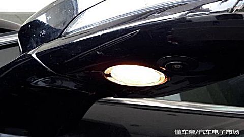 蒙迪欧安装道可视360度全景行车记录仪效果