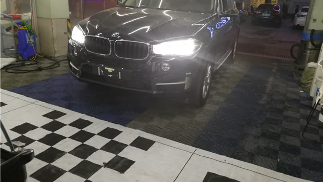 宝马新X5安装高清解码一体360全景行车记录仪