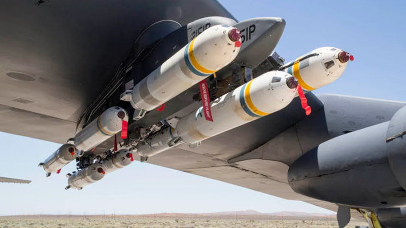 俄罗斯即将进行核演习,北约60架战机提前出动,美国核轰炸机起飞