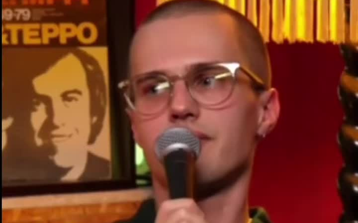 俄喜剧演员讽刺绍伊古 “一切都在按计划进行”