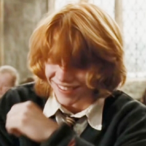 准时不早退的炫炫 