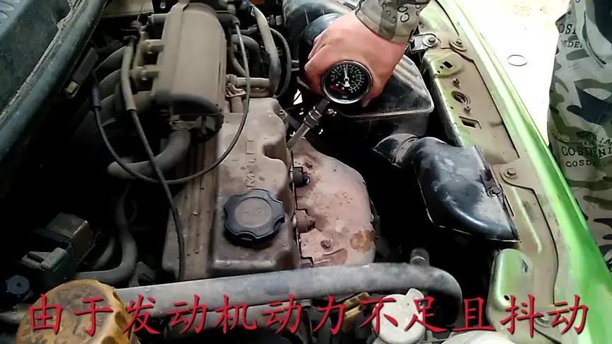 很难见到汽修师傅检测发动机的缸压,这次终于有机会见到了!