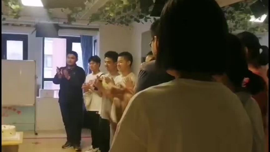 大学生主持演讲班毕业了,祝孩子们学以致用,前程似锦#毕业典礼