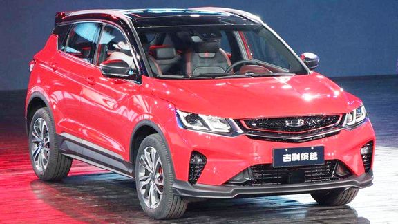 国产车又一猛将!1.0T+6挡手动油耗仅5.3L,内饰稳压长安