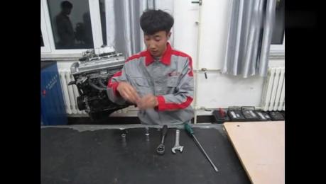 发动机正时皮带的安装
