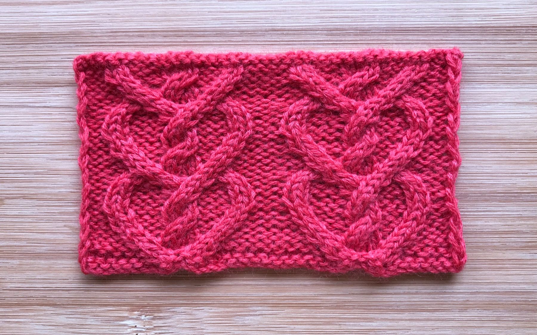 【轻描编织】棒针心形花样的视频教程,立体有层次,适合秋冬织物