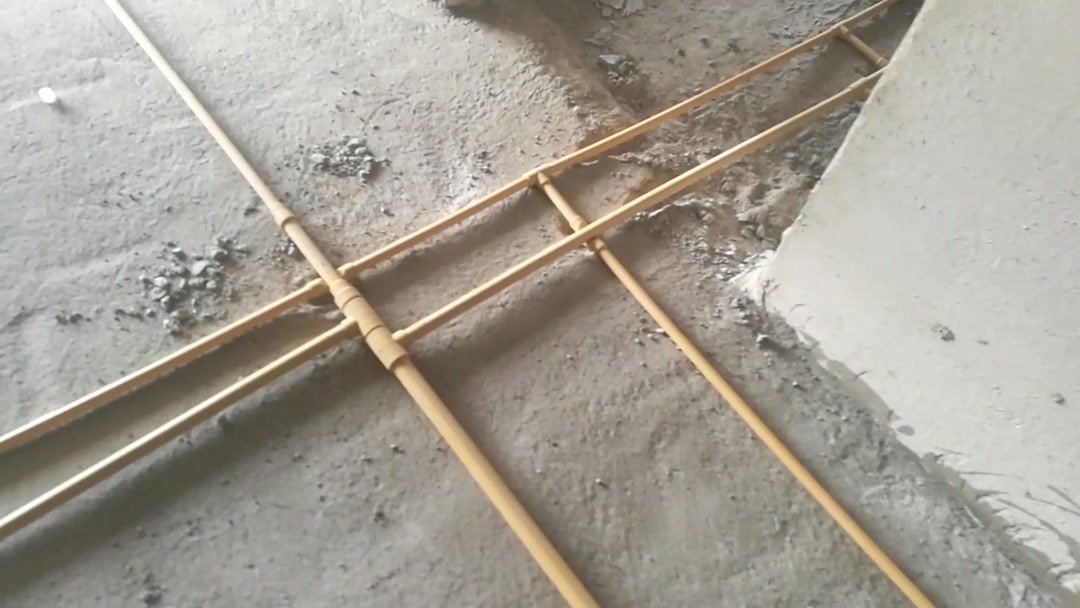 楼层内给水管打压试验