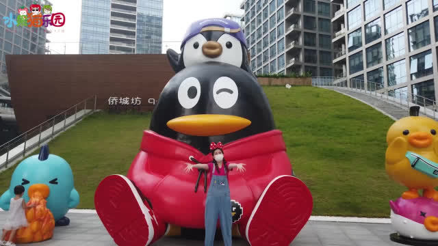 玩具展vlog:乘坐哆啦A梦穿梭门穿越潮玩展