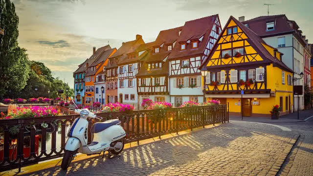 法国科尔马小镇,宫崎骏动画《哈尔的移动城堡》原型