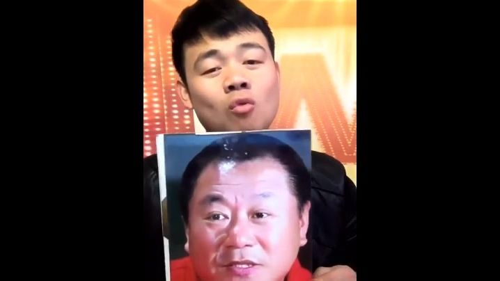 小伙一人模仿十几位明星,好厉害