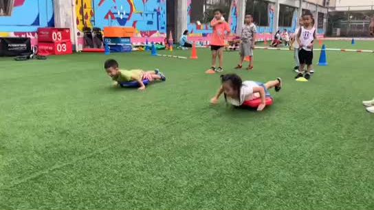 「体适能训练」强调综合能力,动作模式的建立和各项素质的提升