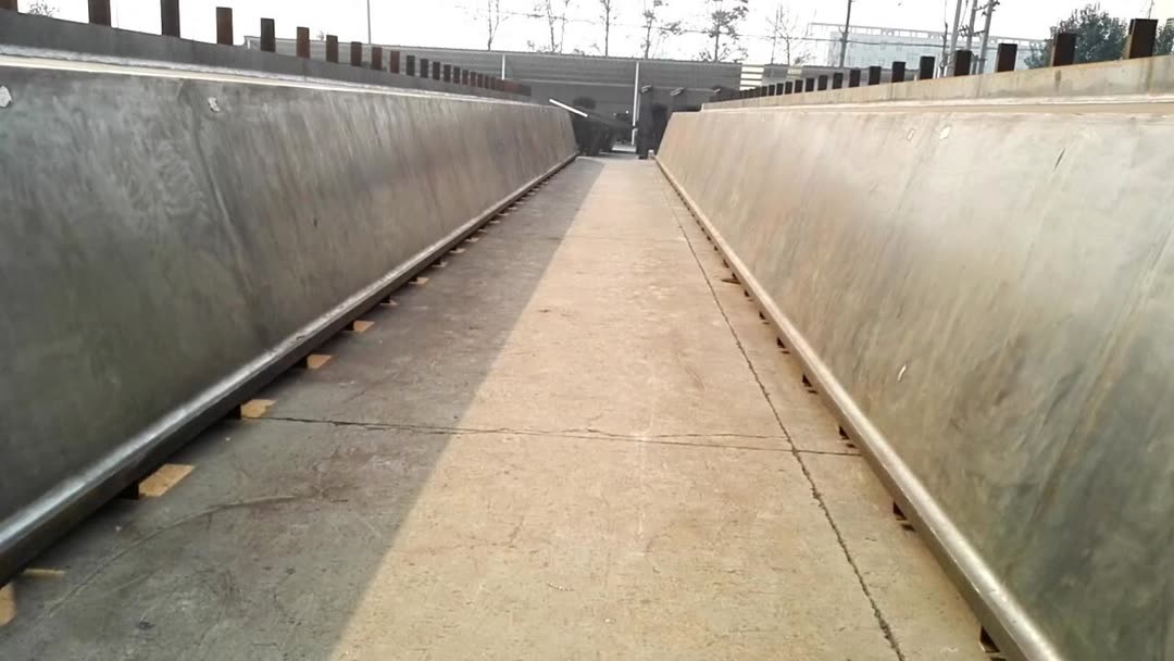 箱梁钢模板的拍摄效果