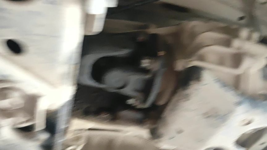 霸道普拉多前驱传动分动箱轴承异响状态分享