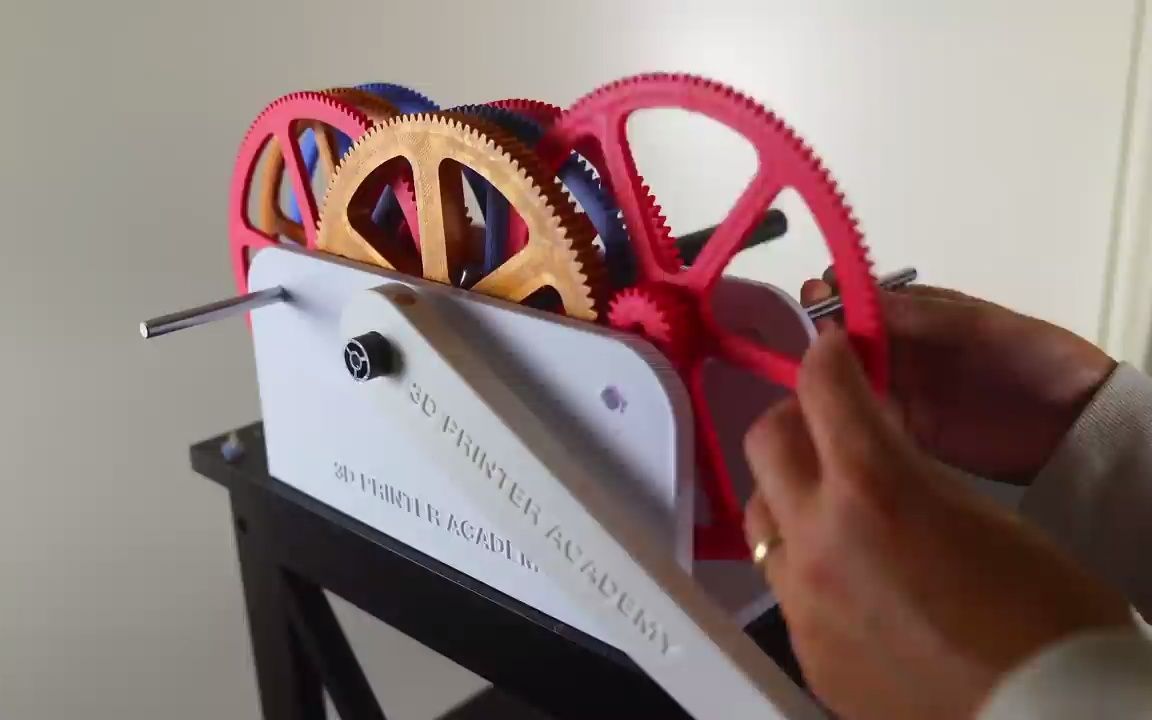 猜这个3d打印的变速箱能转多块