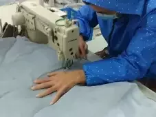 全国各地都在下大雪, 来看看你们穿的羽绒服是如何制作出来的?