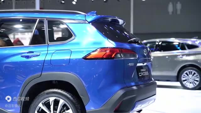 卡罗拉锐放实拍,丰田这次终于学乖了?