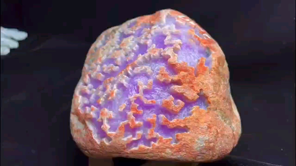 木那杨梅皮紫罗兰翡翠原石开窗