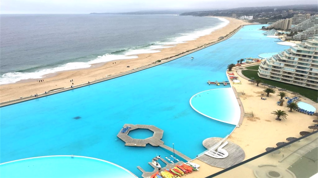 全球最大的泳池,相当于6000个普通泳池,长度达到1公里