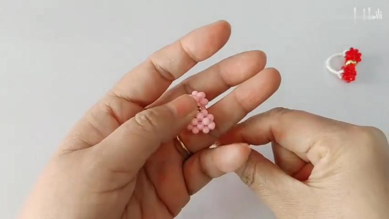 蝴蝶结戒指串珠视频教程最后部分