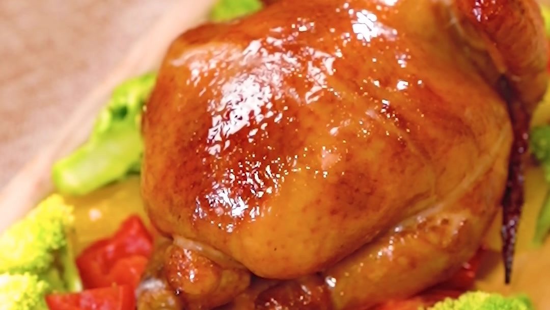 还在为制作烤鸡而苦恼?凯度蒸烤箱轻松解决你的烦恼