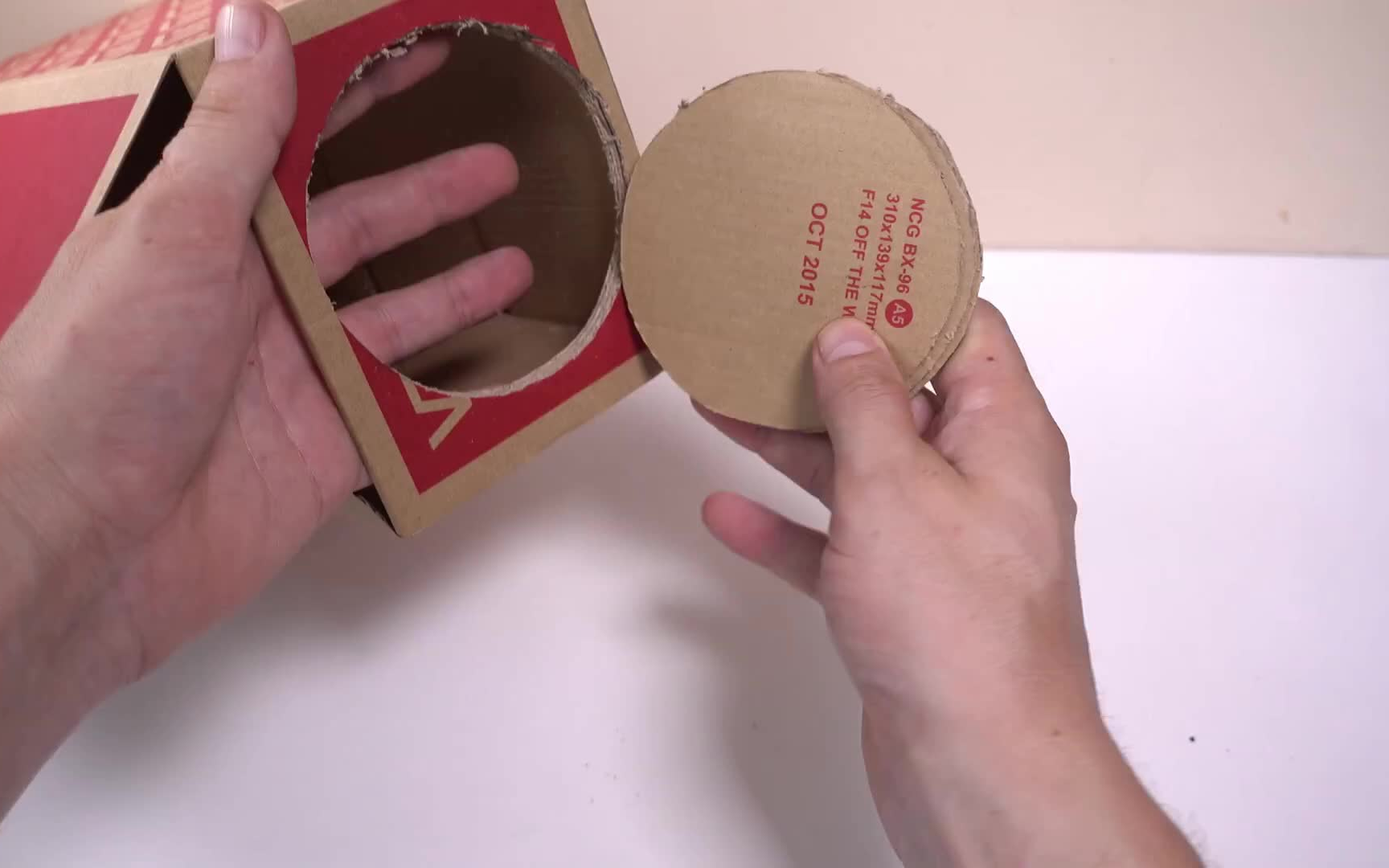 中学物理的应用,2分钟教你用智能手机做一个光学投影仪