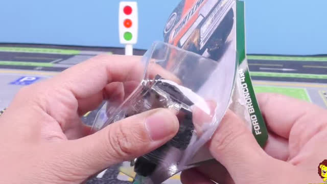 饮料售卖车皮卡三轮合金模型