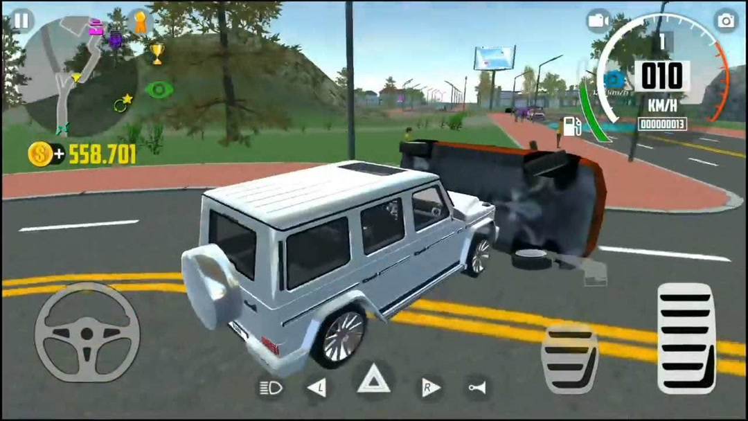 汽车模拟器2,我的新车挂在了门上,这可咋整?