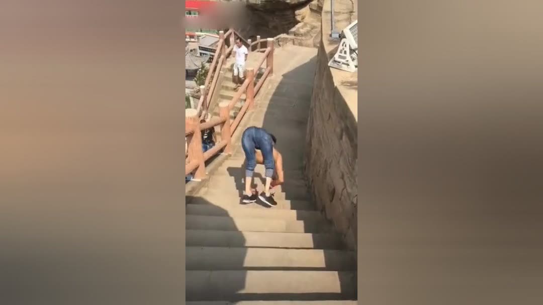 残疾人生活中很多都不方便,兄弟加油