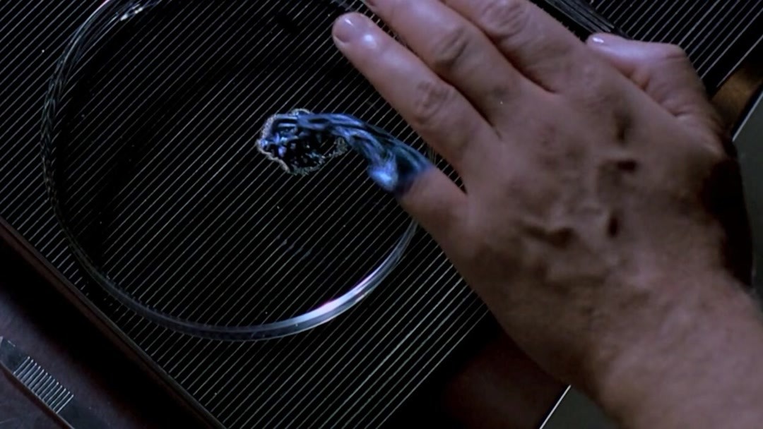 电脑程序得到强大身体,用玻璃就能恢复伤口,走上人生巅峰啊