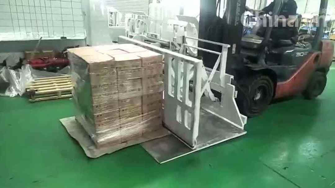 电动叉车推拉器