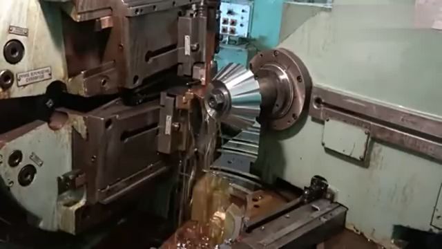 伞齿轮的制作加工过程,长见识了,好多人都没见过!