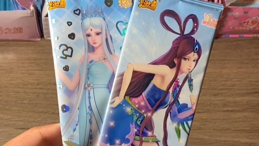 拆封叶罗丽卡片卡抽盲盒开封