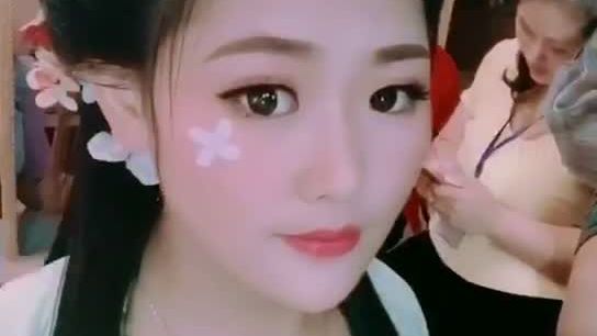 论化妆的重要性