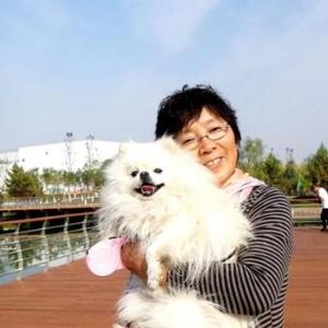 退休后的刘姐 