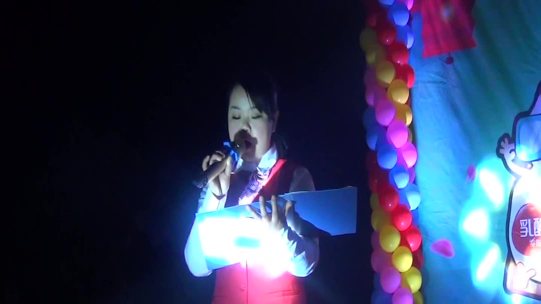 诗朗诵 我是一名幼儿教师