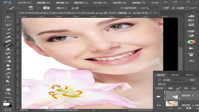 新建空白图层shift+f550%灰度模式改为柔光前景色填白色用画笔涂抹...