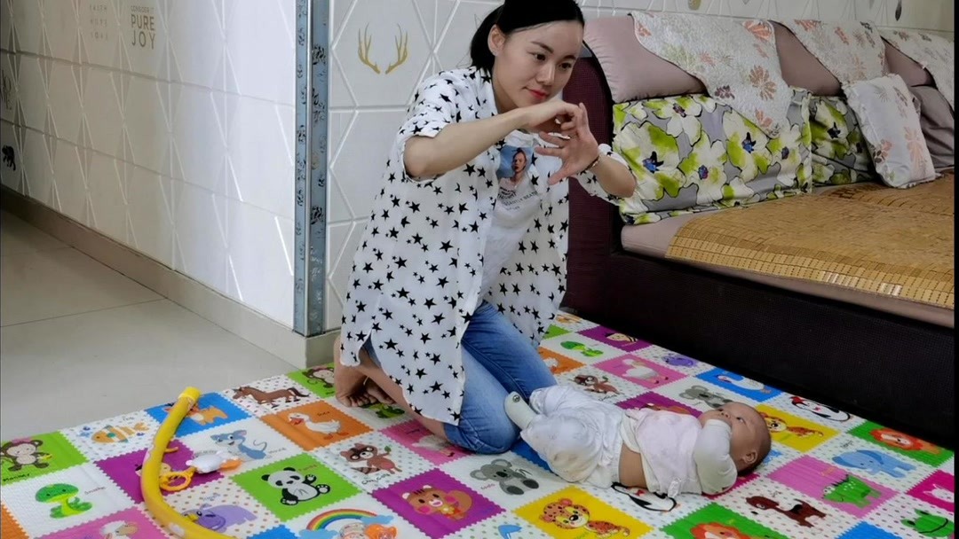 抓握,精细动作,婴儿怎么发展