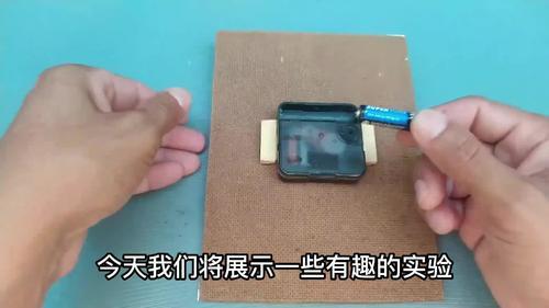 DIY达人必备:跟着视频一起修理坏掉的LED灯!