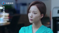 女孩考的不好被妈妈打,一气之下喝了50克百枯草,医生说救不活
