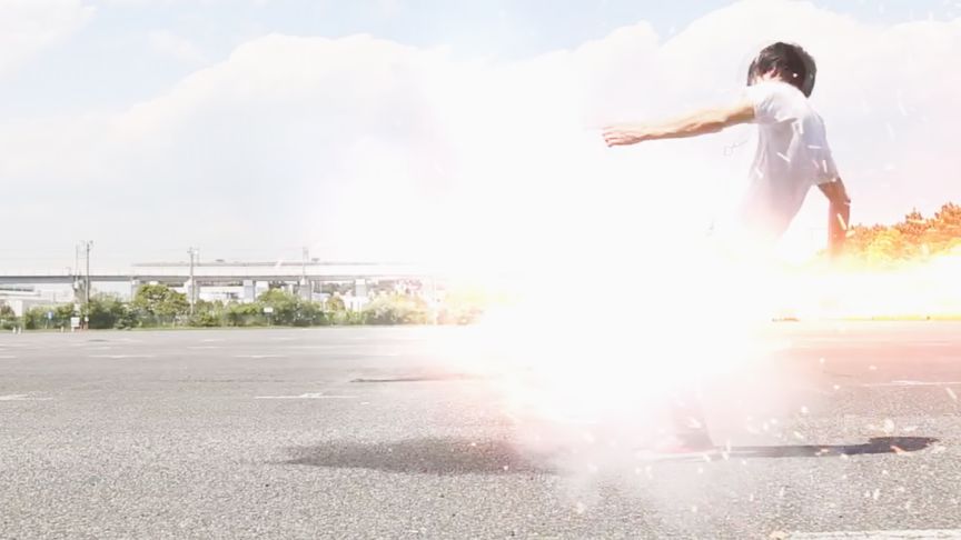 名侦探柯南真人版,还记得柯南的那双鞋吗,只能说太逆天了