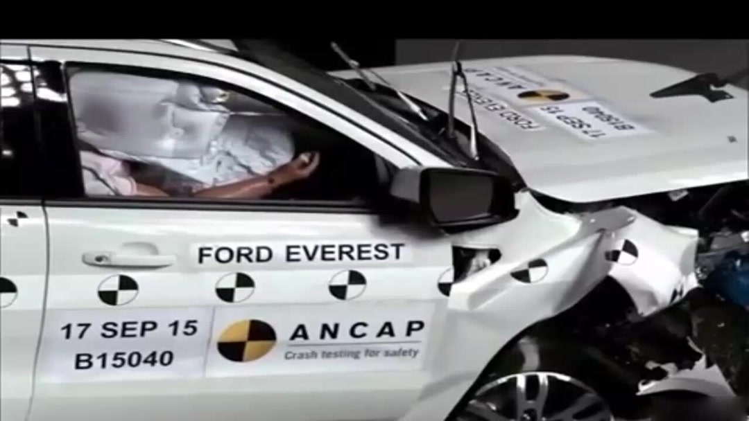 撼路者A-NCAP碰撞测试