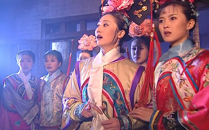 【还珠格格第二部】晴儿令妃营救康薇燕,皇后容嬷嬷被打【有仇报仇...