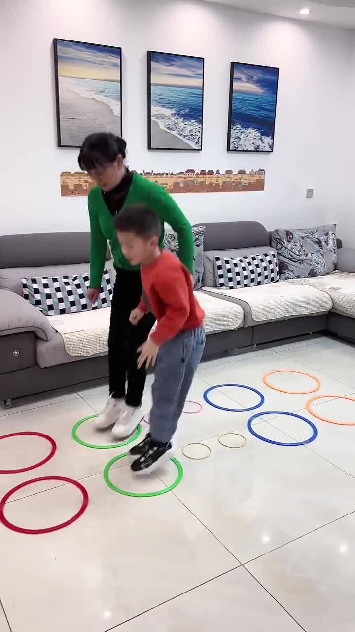 好玩的音乐节奏游戏,如果感到幸福你就拍拍手,快来和孩子一起互动,...