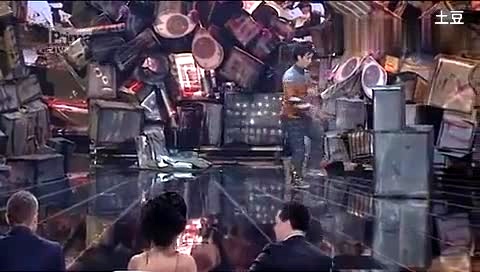 【 最新网页游戏开服表】感人的街舞-机器人瓦力的孤独