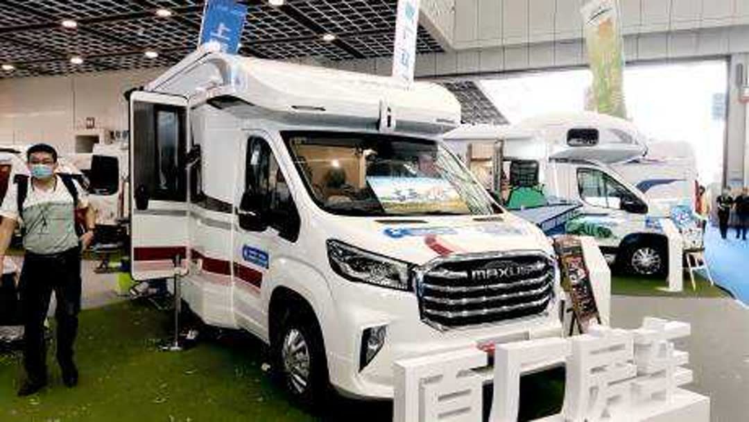 2020南京房车展,新款大通原厂V90房车首发,内饰布局惊艳惹人爱