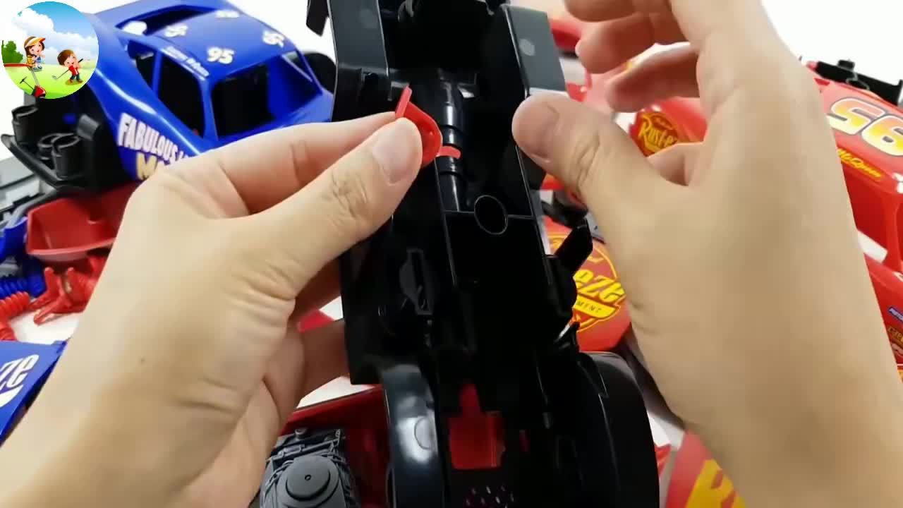 汽车玩具互换零件变新造型【萌萌快乐园】