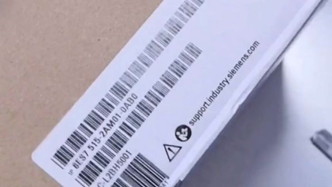 西门子s7300 S7400,曾经几乎占据了中型plc市场,如今被s7-1500干倒